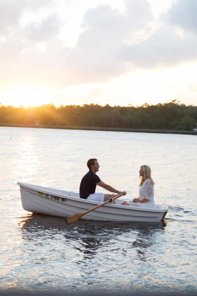 A Summer Engagement By The Water - Pretty My Party