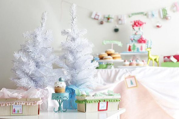 Trimming the Christmas Tree Party - Pretty My Party