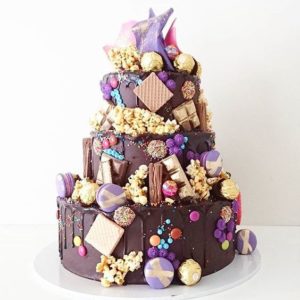 16 Fabulous Freak Cakes - Pretty My Party