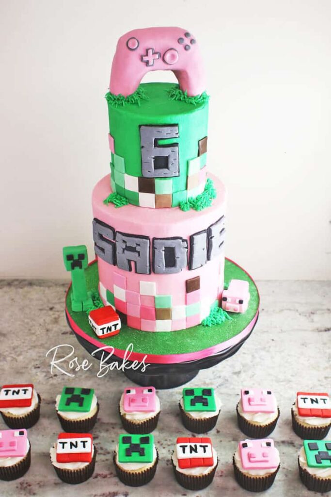 11+ Amazing Minecraft Birthday Cakes (With Stunning Visuals) - Pretty ...